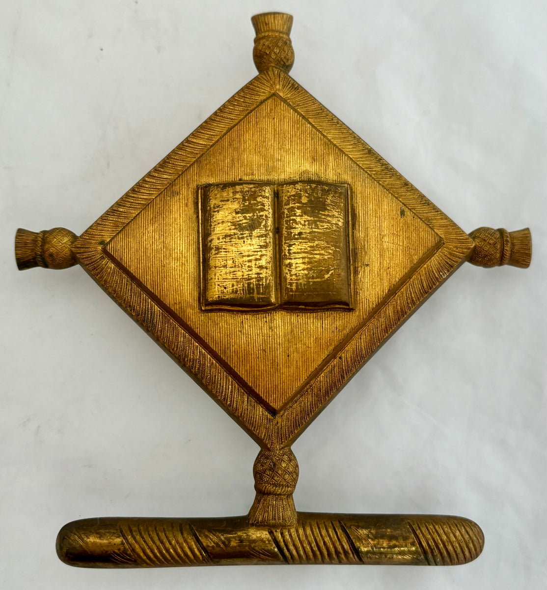 19th Century Pair of Gilt Metal Heraldic Mounting Plaques. – Bassetlaw ...