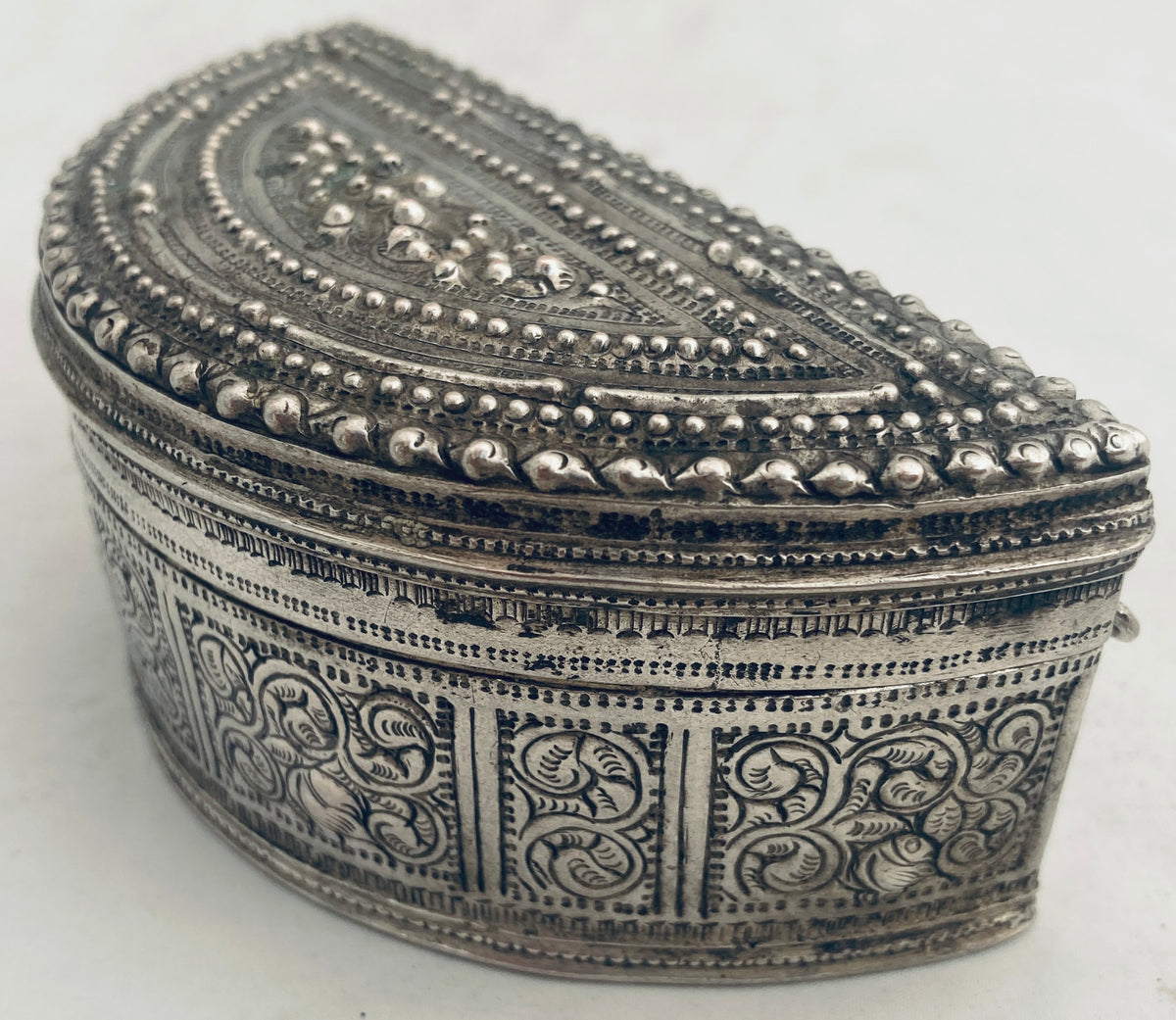 Early 20th Century Burmese Shan States White Metal Lime Box ...