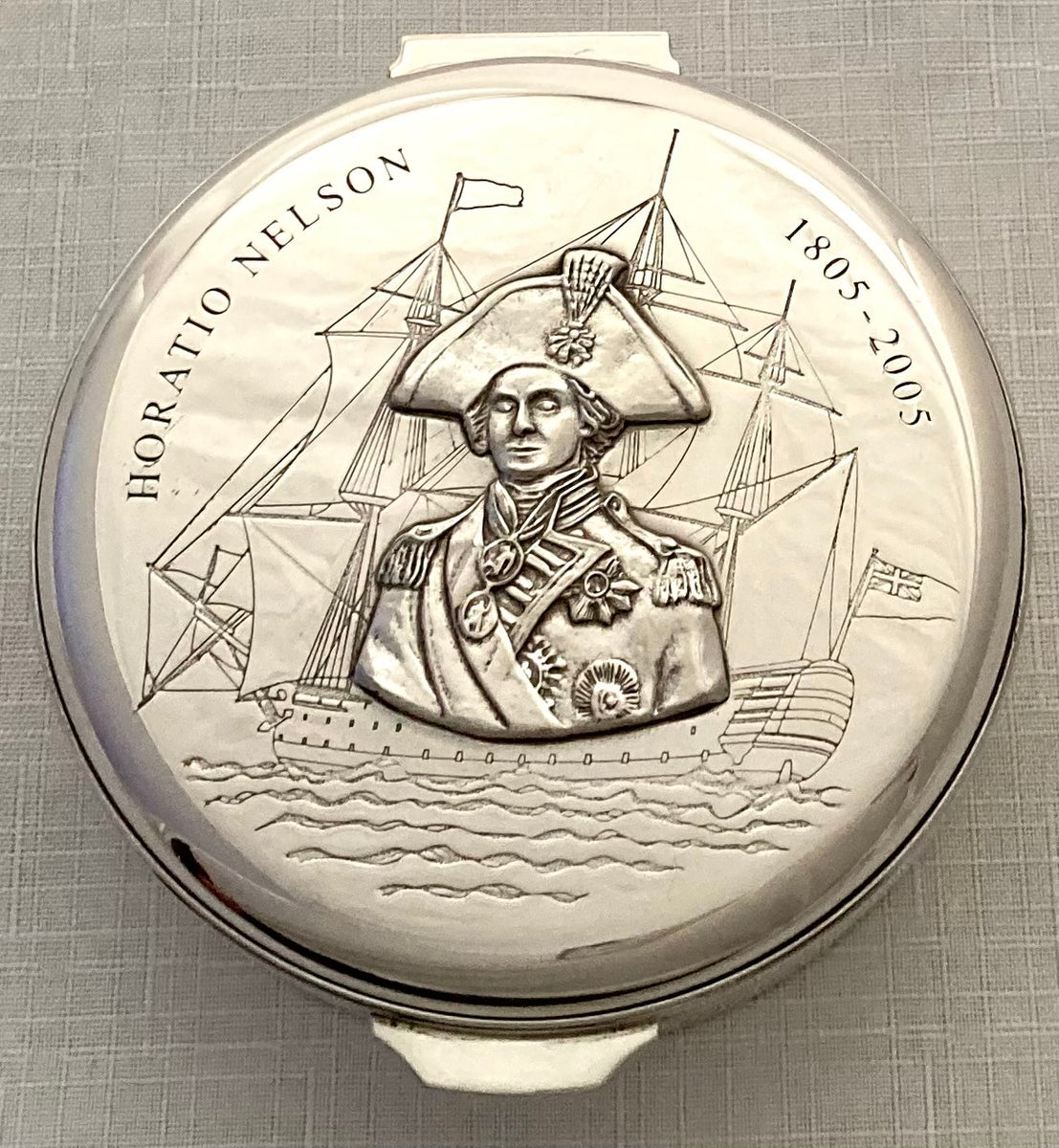 Horatio Nelson Bicentenary Silver Box. London 2005 Richard Jarvis of P ...